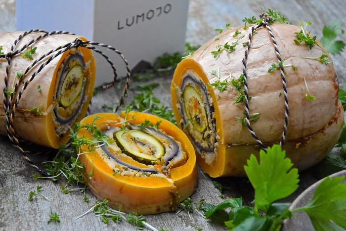 Festive honey-baked butternut roulade - FoodDeco.nl